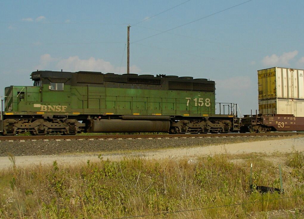 BNSF 7158